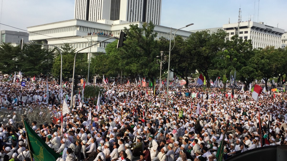 Aksi Damai 411: Hanya Ghirah Islam Yang Mampu Memobilisasi Jutaan ...